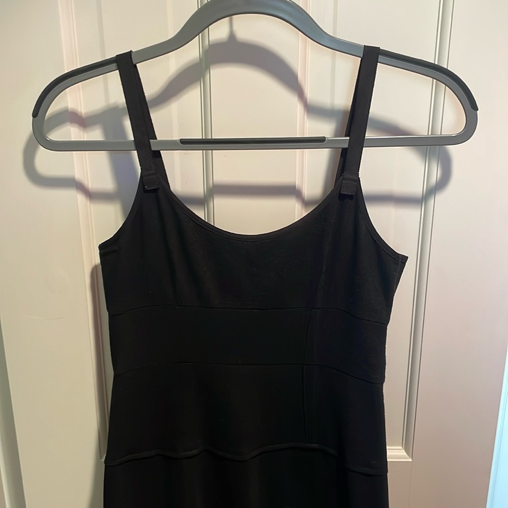 Theory Shell Dress With Bodice Detail - Gem